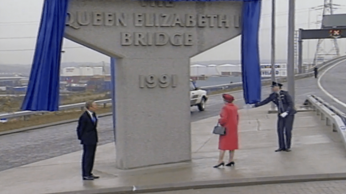 The Queens’ bridges | The Quiet Writer